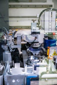 Comment sont fabriqués les verres de lunettes Nikon